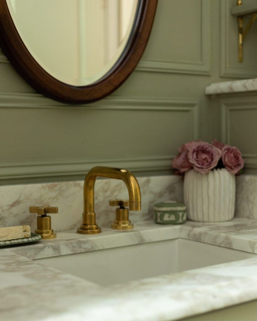 MAIN BATHROOM ONE ROOM CHALLENGE: THE REVEAL