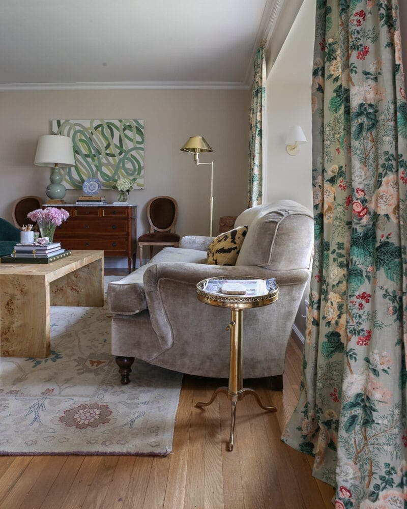 THE PERFECT PINK BEIGE PAINT COLOR FOR OUR LIVING ROOM