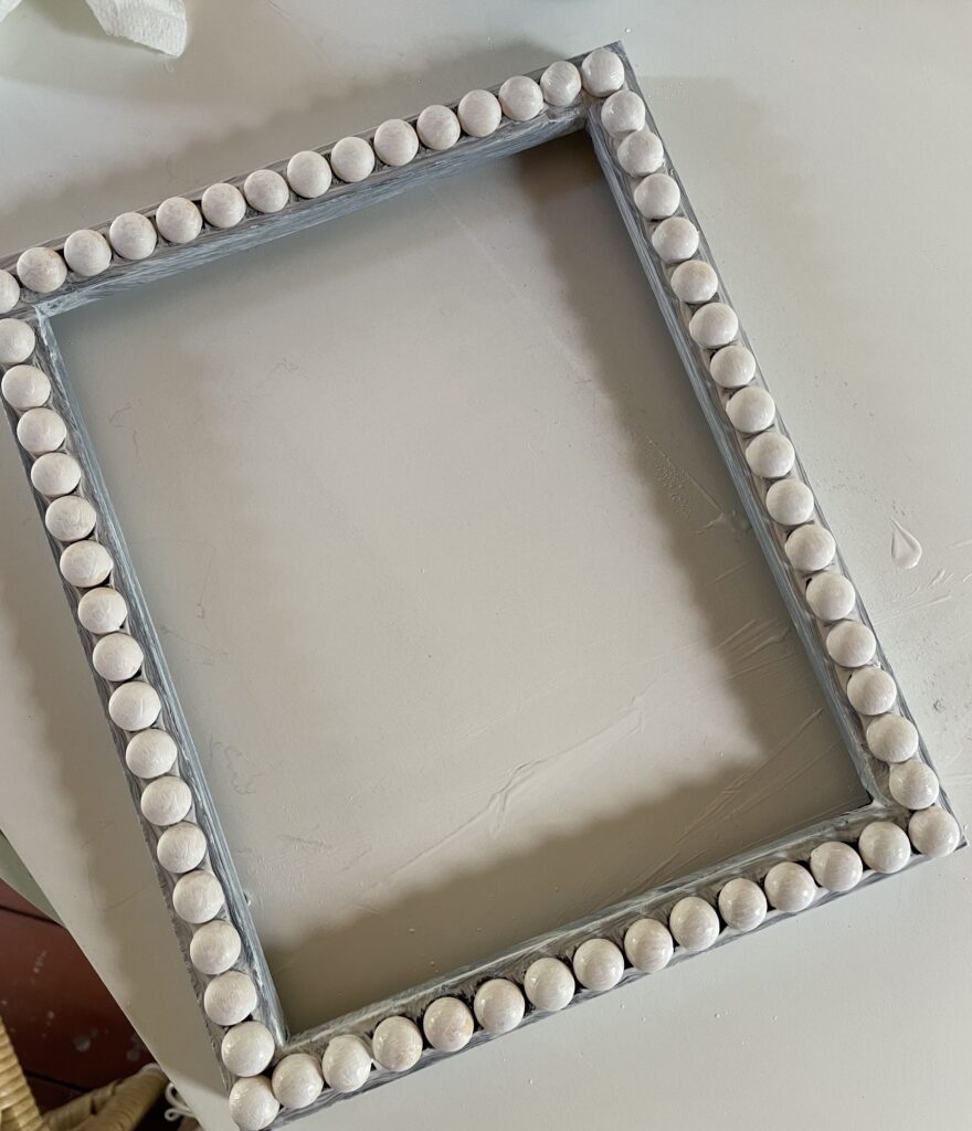 TUTORIAL: DIY BOBBIN FRAMES FOR LESS THAN $40 - A Glass of Bovino TUTORIAL