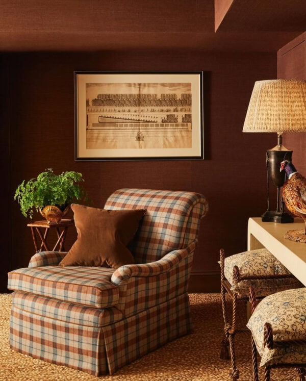 BOLD BROWN ROOMS I LOVE - A Glass of Bovino